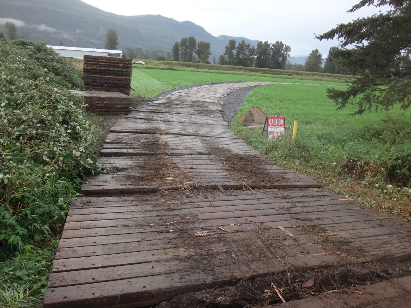 Pipeline Contractor in Chilliwack uses Mats | Industrial Timber ...