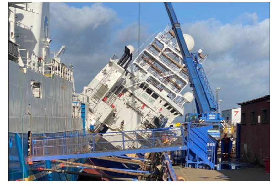 This would not happen if you used ITP Ship Blocking | Industrial Timber ...