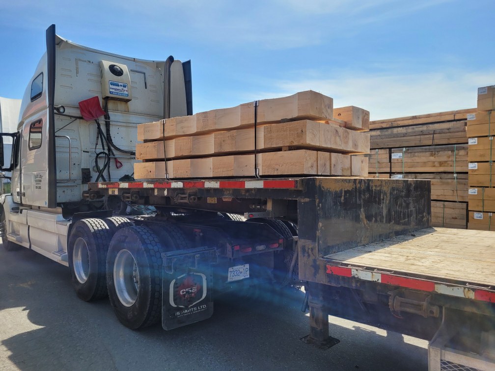 More Contoured Dunnage 8″ x 8″ x 30″ pipe | Industrial Timber Products ...